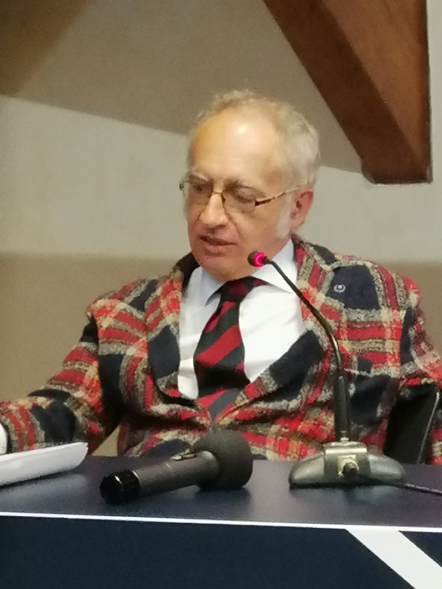 Presentato al Museo del Genoa "Gli invincibili" - Pagina 2 di 6 ...