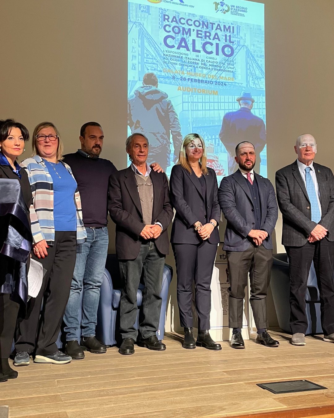 Inaugurata a Genova la mostra "Raccontami com'era il calcio" con la ...