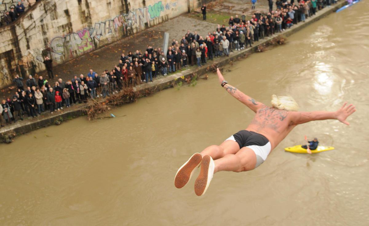 Il caldo infuoca Roma, Tevere come la Senna? Mister Ok ci crede: "Ma ...
